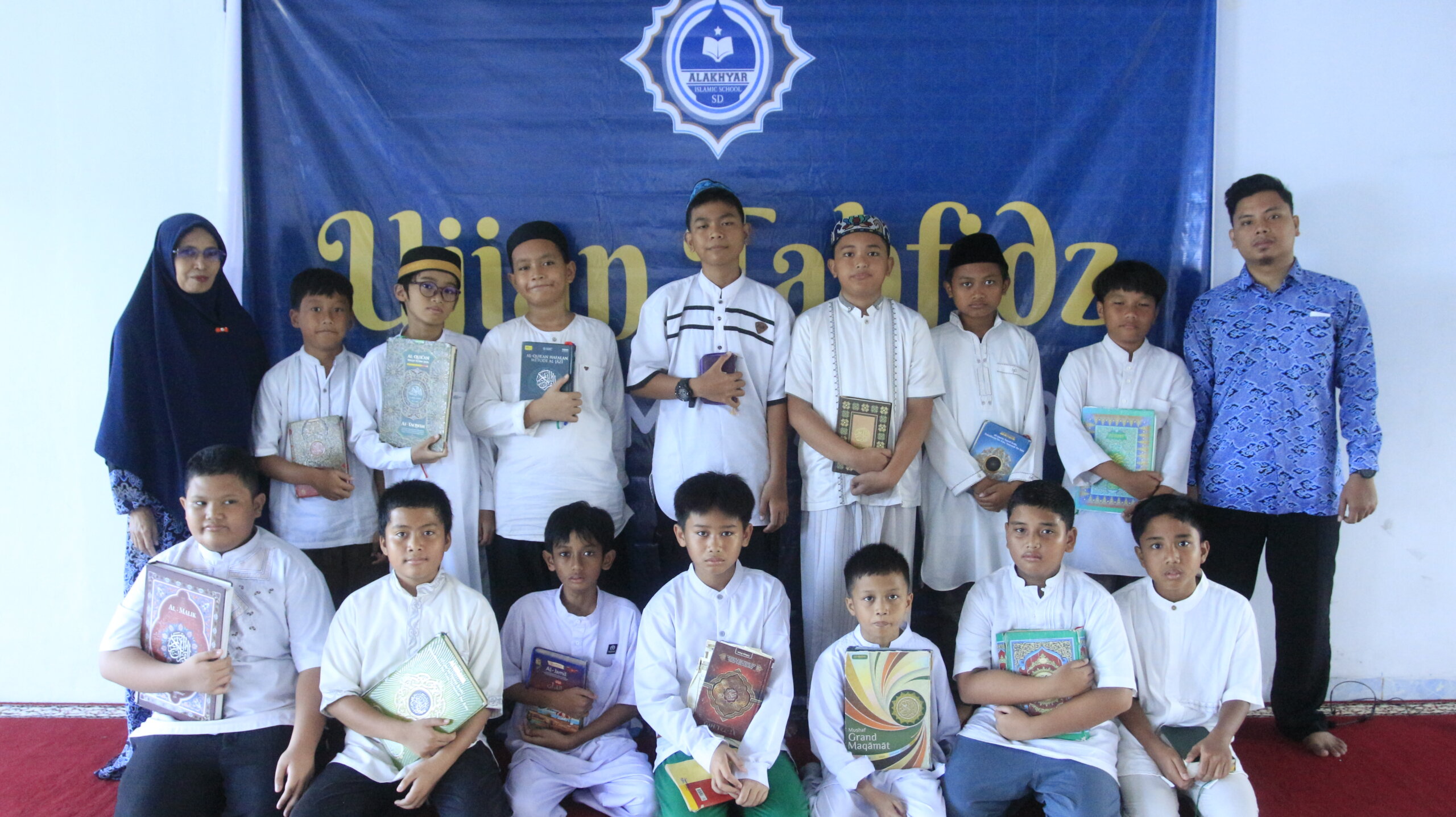 Ujian Tahfidz di SD Islam Al Akhyar Makassar : Menguji dan Menghargai ...